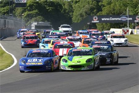 Jamie Caroline takes double win for Pirtek Racing - Pirtek