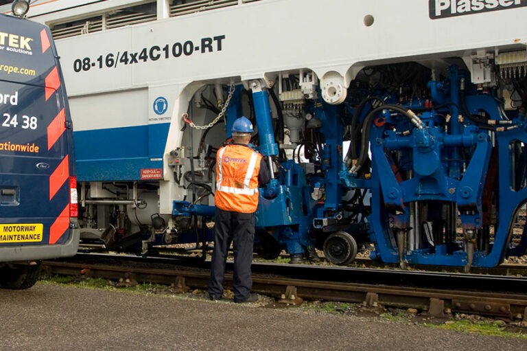 Rail Engineering | Hydraulics Solutions | Pirtek UK