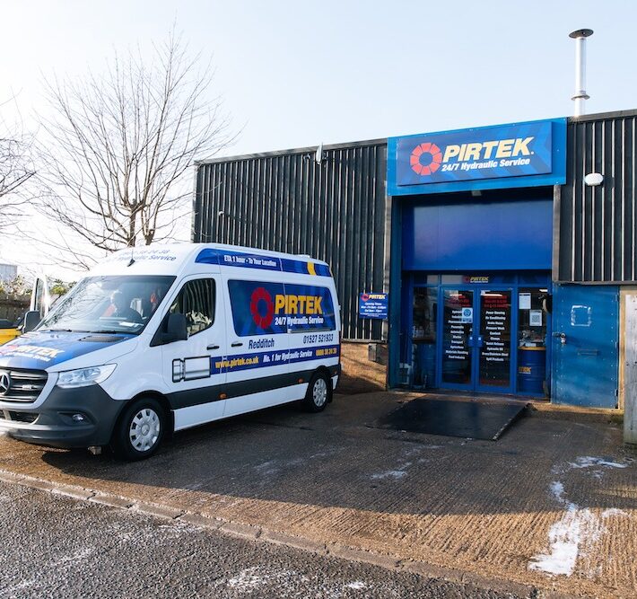 Redditch Service Centre, Hydraulic Hose Repair Redditch - Pirtek