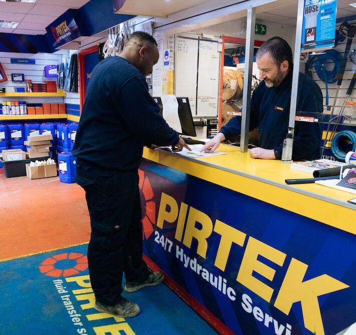 Watford Service Centre, Hydraulic Hose Repair Watford - Pirtek