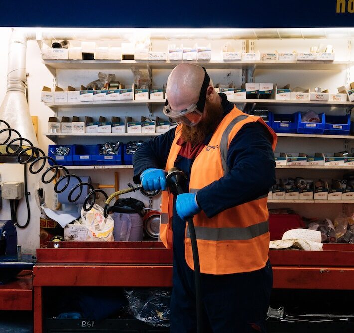 Watford Service Centre, Hydraulic Hose Repair Watford - Pirtek