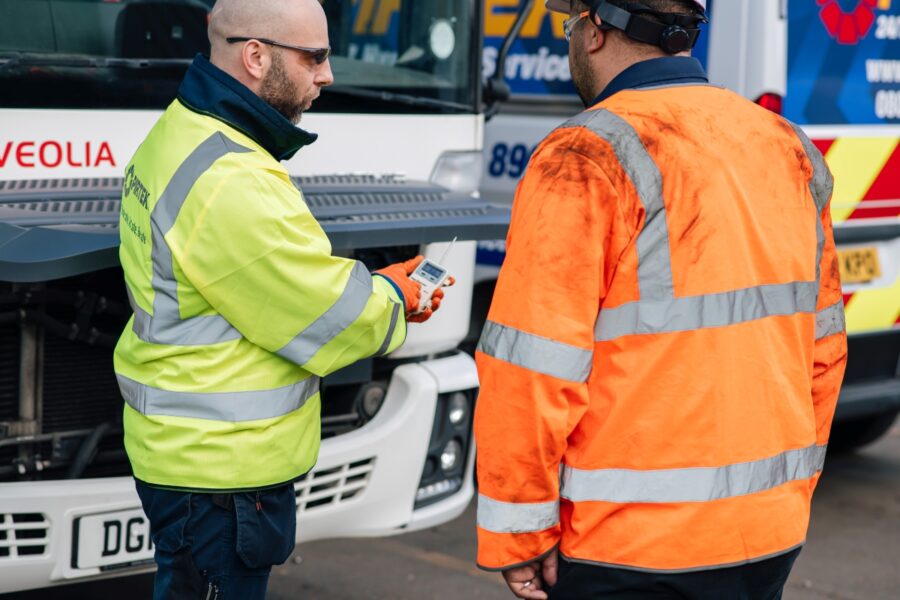 Five New Year resolutions for mental health in hard hat industries - Pirtek